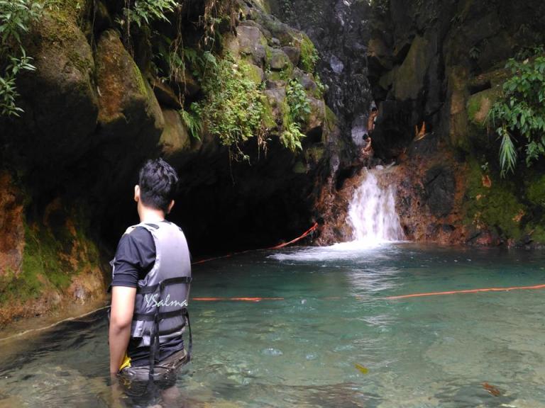 Foto-Foto ke Curug Cibulao Paseban Megamendung Puncak – YSalma